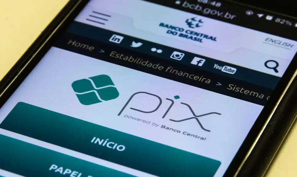 Instabilidade no Pix afeta usuários de vários bancos nesta sexta-feira ...