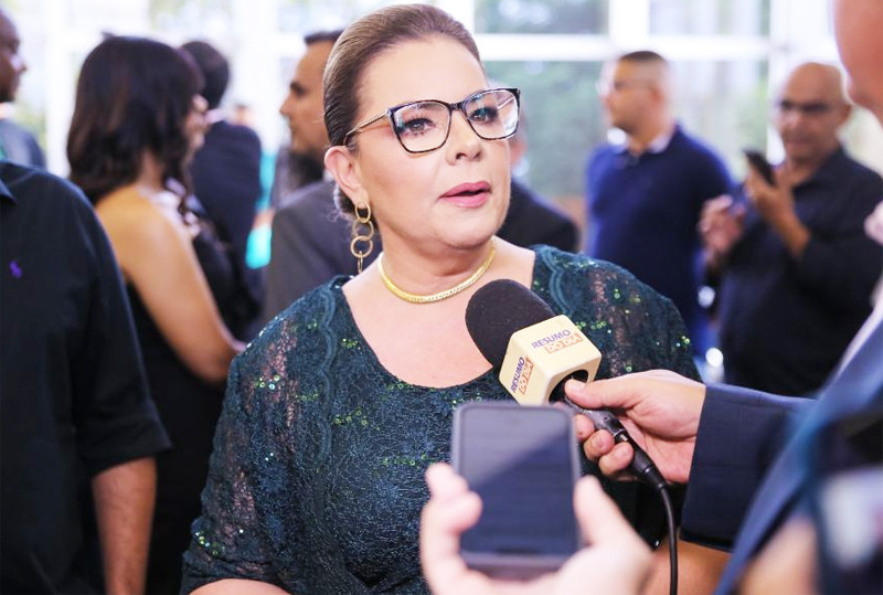 Paula Calil é eleita para comandar a Câmara no biênio 2025-2026 ...